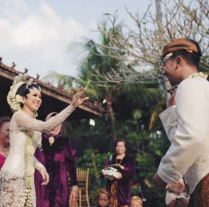 Prosesi Pernikahan Adat Jawa yang Penuh Makna - parasayu.net