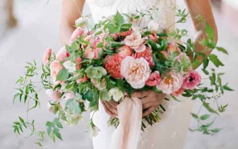 10 Pilihan Buket Bunga Pengantin Terbaik - parasayu.net