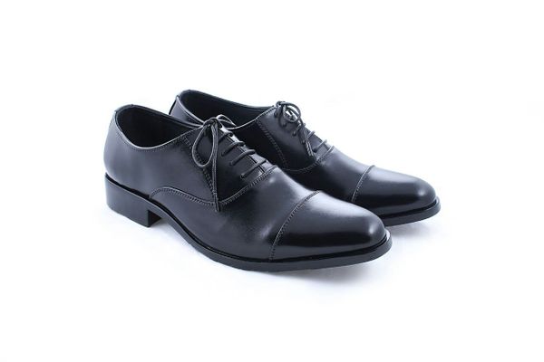 10 Model Sepatu Pengantin Pria yang Elegan - parasayu.net