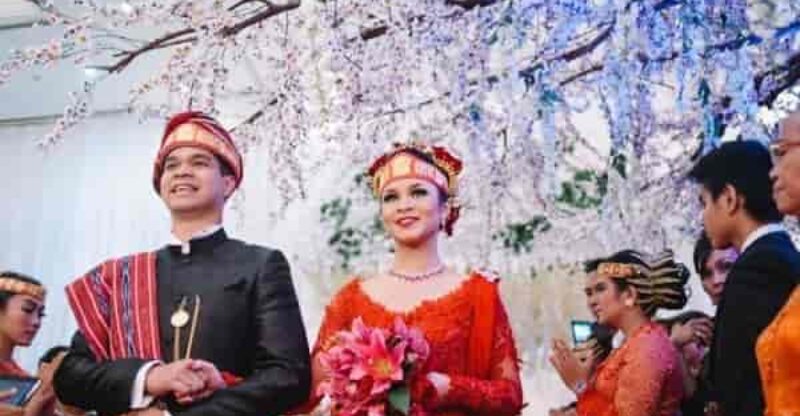 Urutan Prosesi dalam Pernikahan Adat Batak - parasayu.net